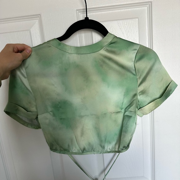 Topshop | Tops | Beautiful Crop Top Perfect For Springsummer | Poshmark